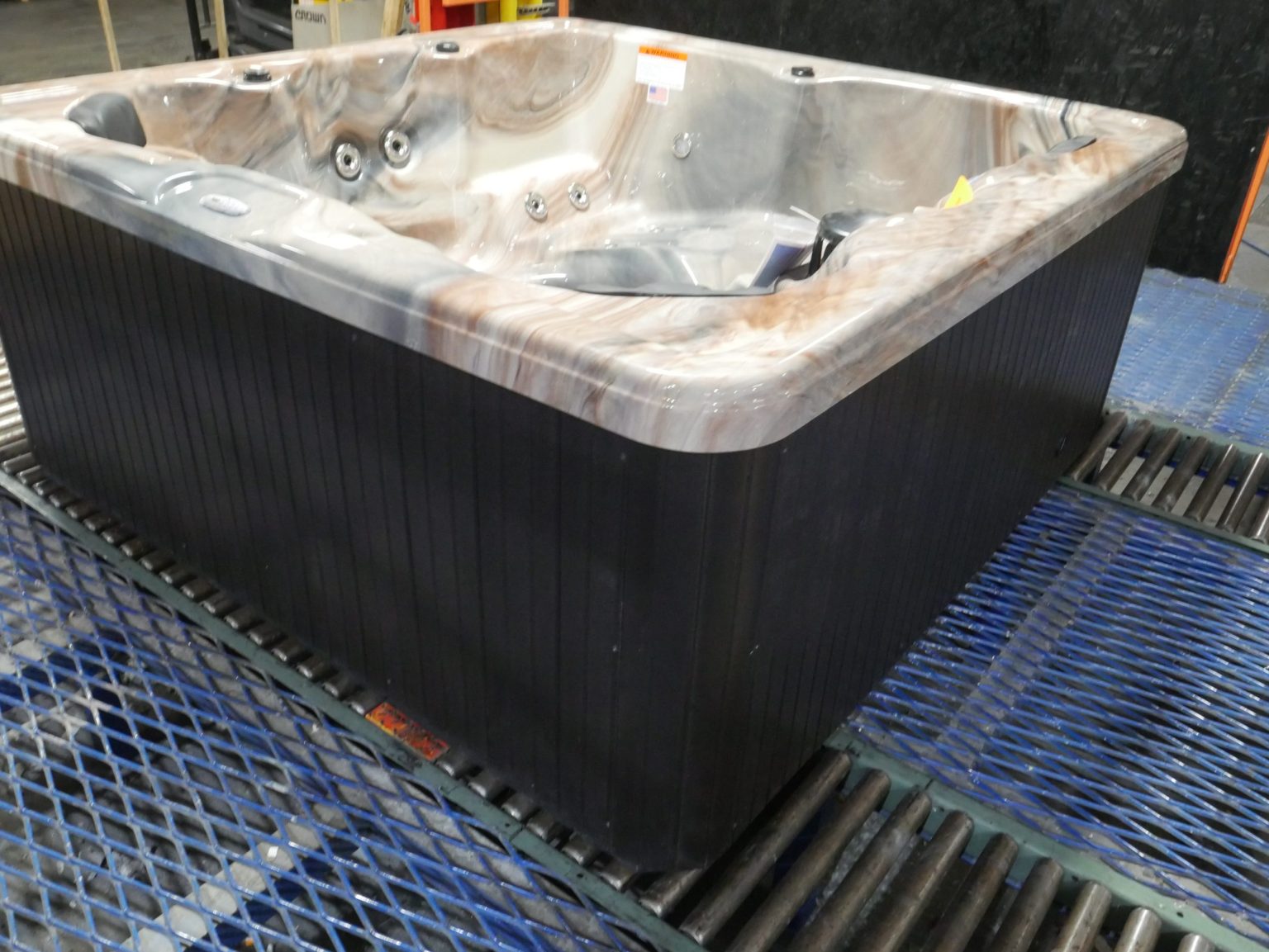 Clearance Spas - Hot Tubs For Less